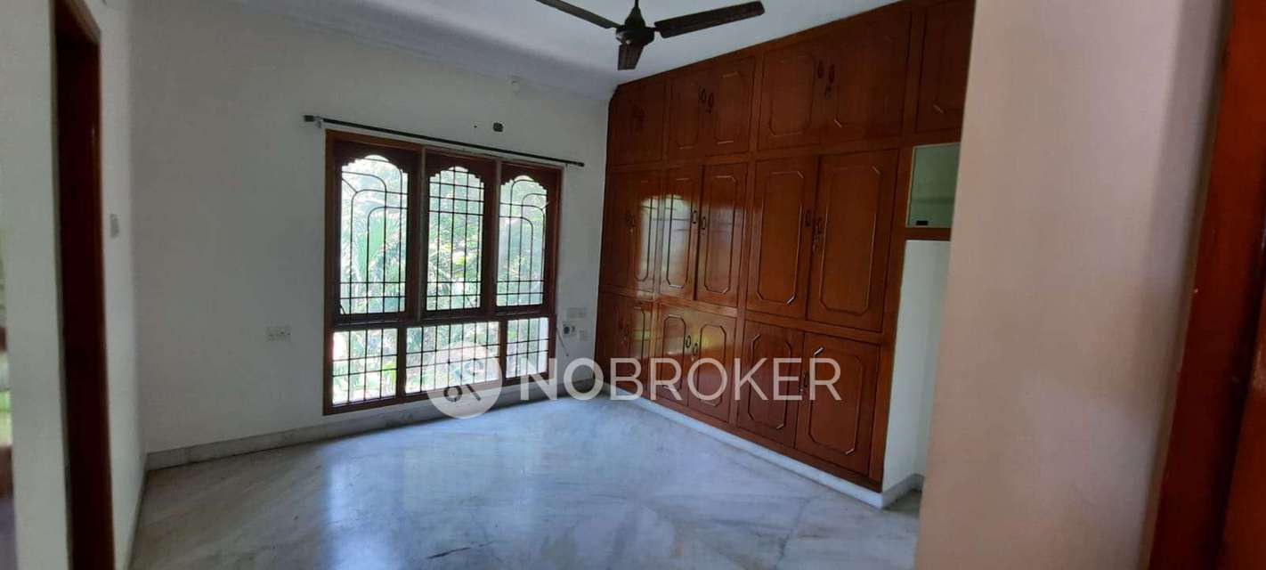 Actor Vijay’s House: Thalapathy’s Luxurious Abode