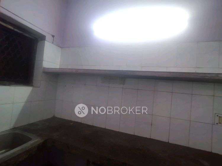 Kashmere Gate Metro Station: Maps, Routes, Parking and Fares